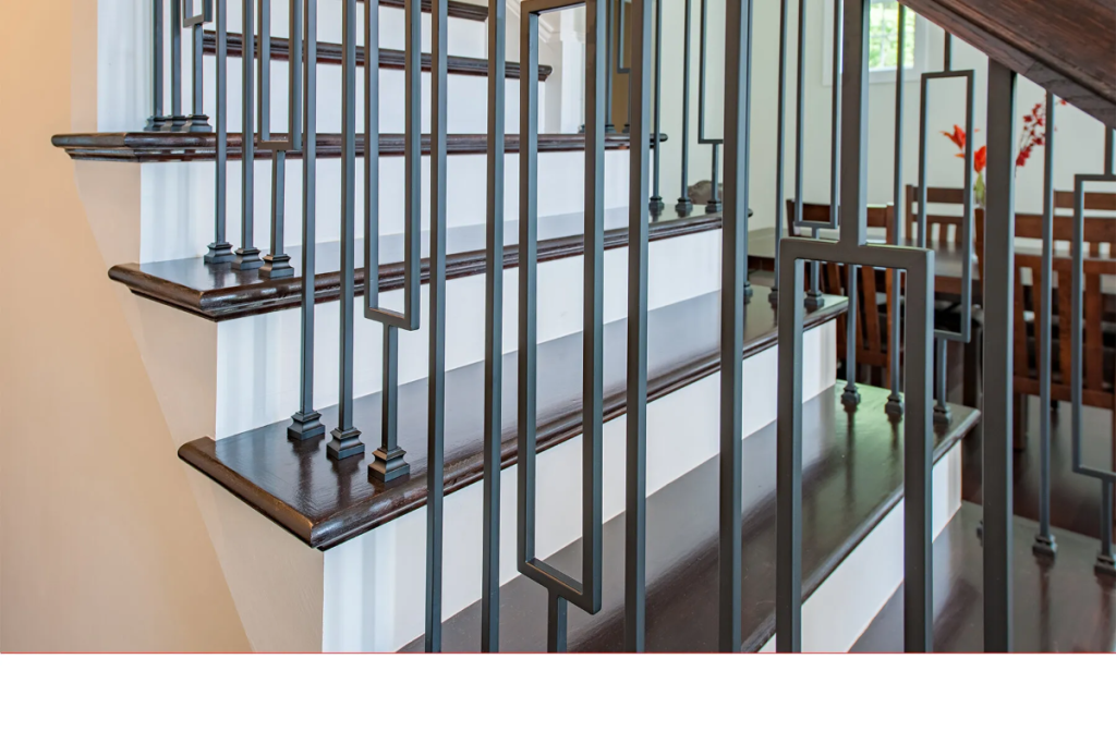 21 Spindles for Staircase to Extraordinary Height - DormyHome