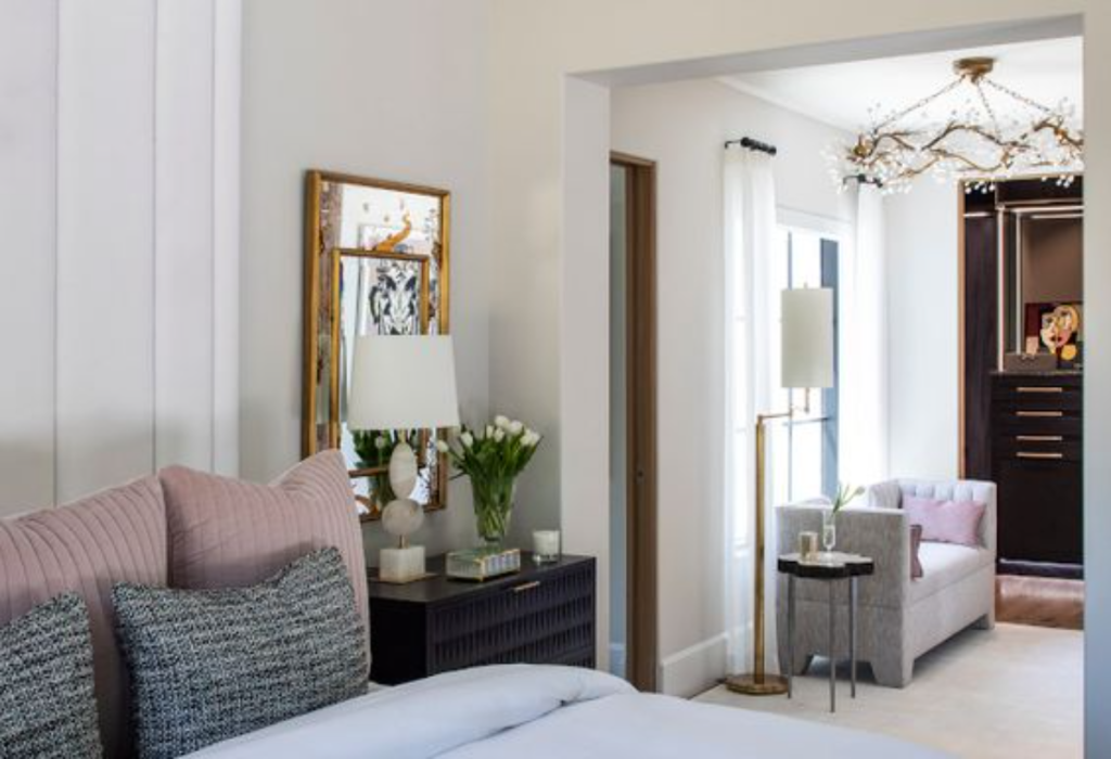 Benjamin Moore Silver Satin OC-26 - Paint Color Review - DormyHome